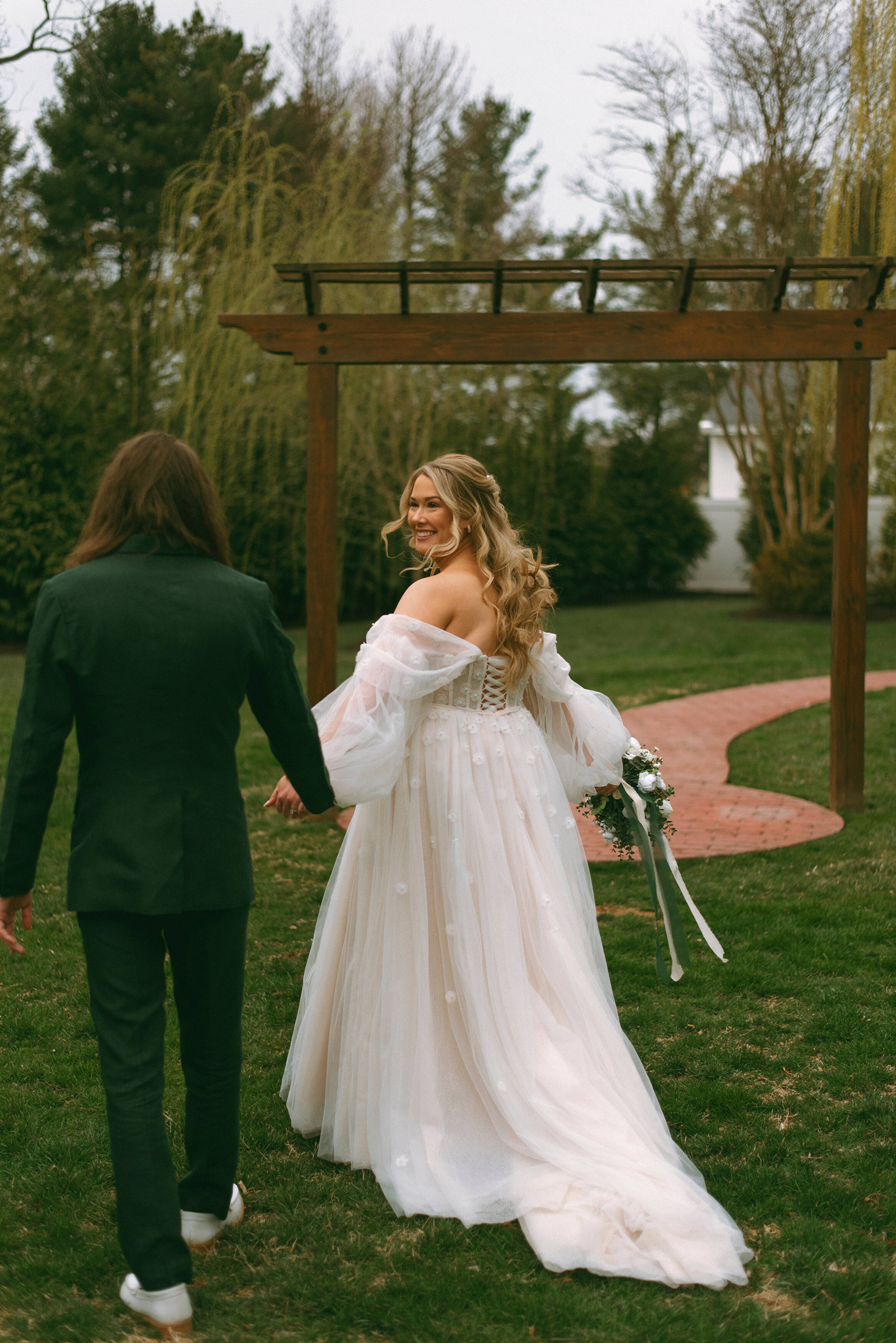 Request an Appointment | Tennar Alterations